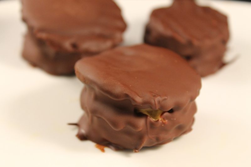 Elvis Has A Chip on His Shoulder - SweetUltimatums.com